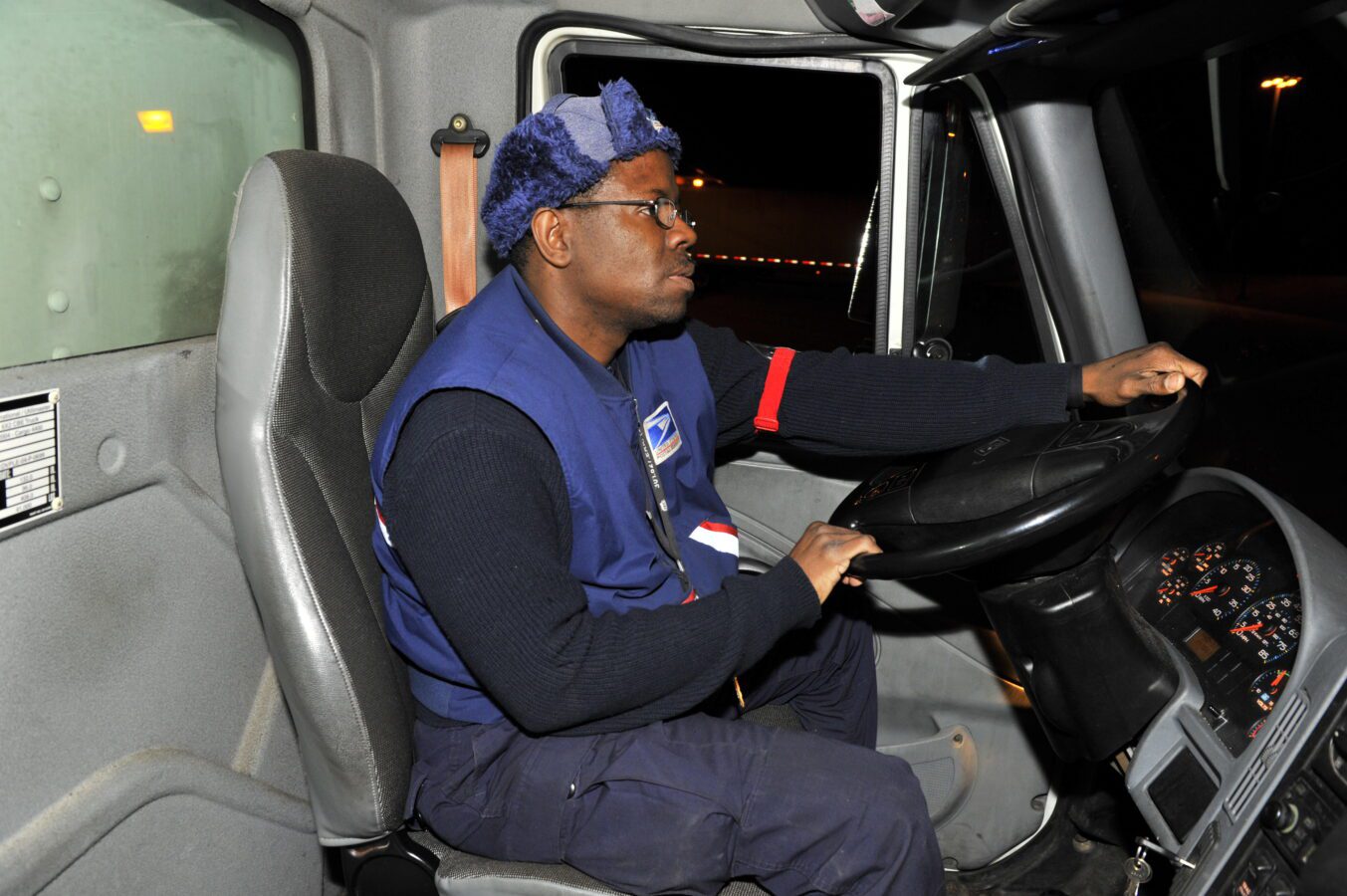Night Shift Differential | American Postal Workers Union